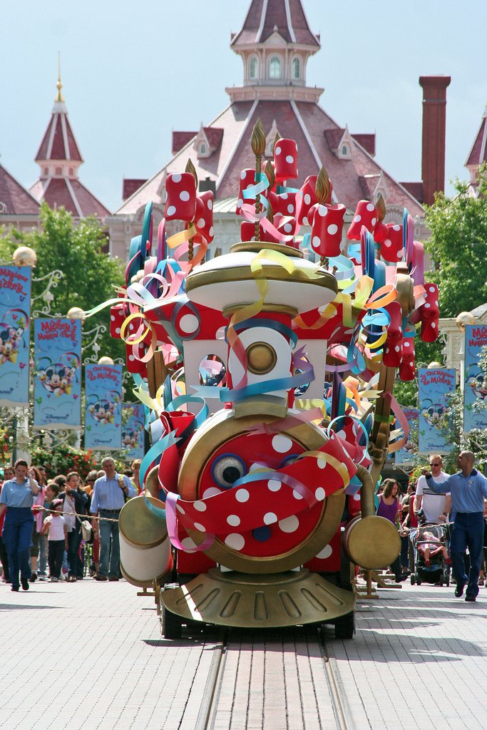 Creating Disney Magic – The Entertainment Division - Designing Disney