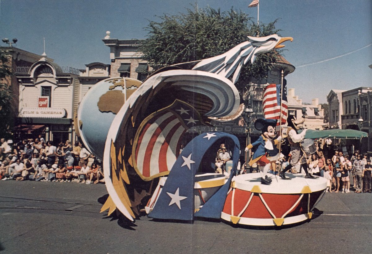 Disney's America on Parade - Designing Disney