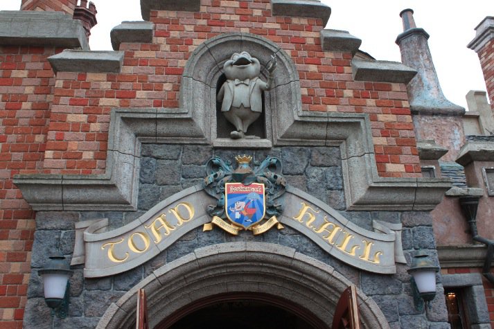 Designing Fantasyland – Toad Hall Restaurant - Designing Disney