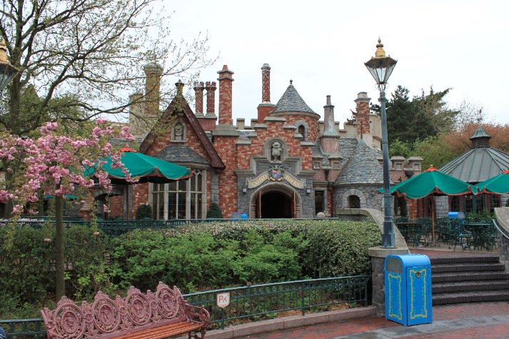 Designing Fantasyland – Toad Hall Restaurant - Designing Disney