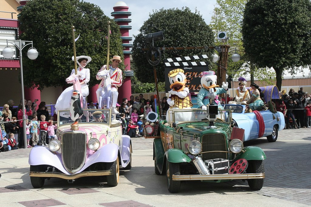 Creating Disney Magic – The Entertainment Division - Designing Disney