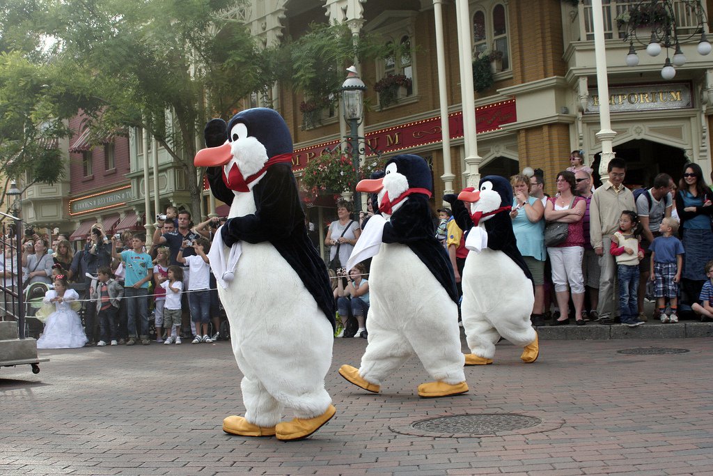 Creating Disney Magic – The Entertainment Division - Designing Disney