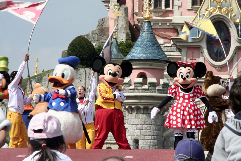 Creating Disney Magic – The Entertainment Division - Designing Disney