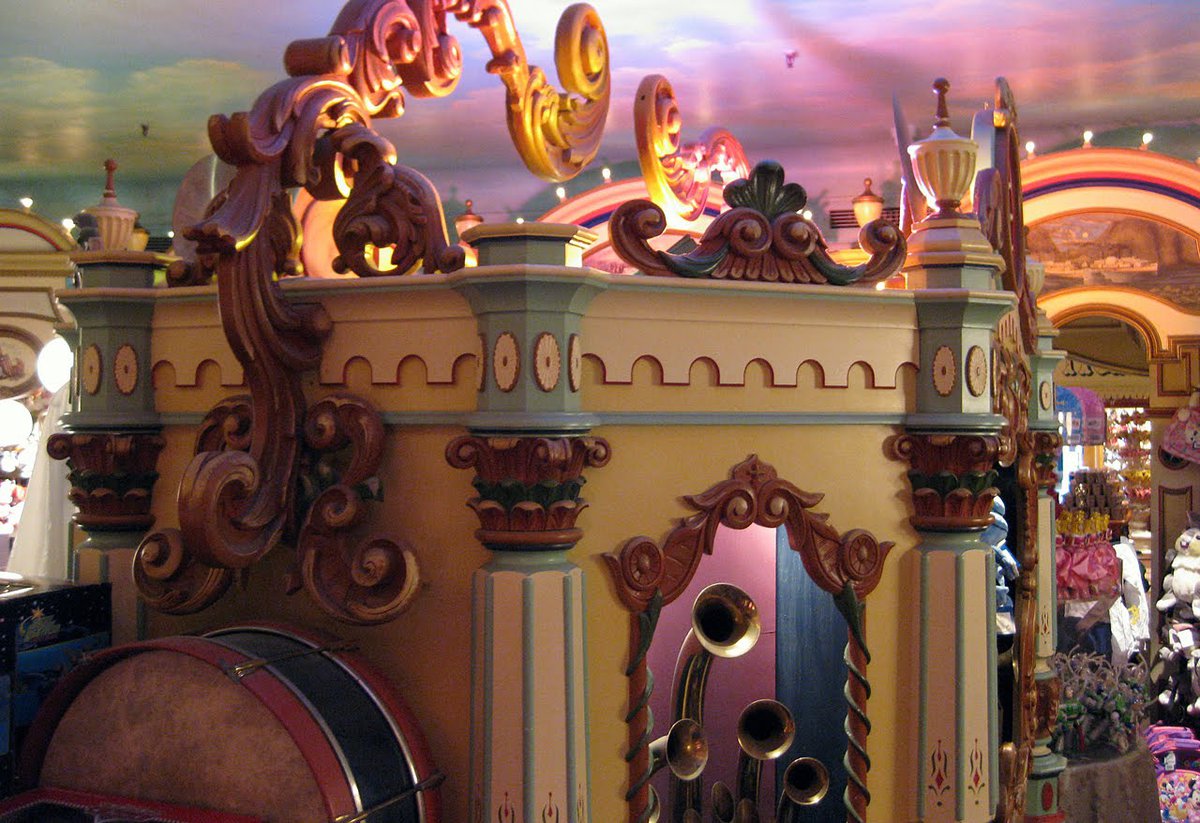Designing Main Street USA - Disney & Co Shop - Designing Disney