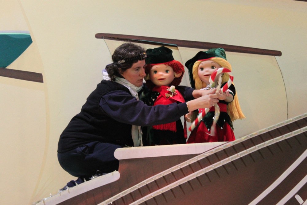 Creating Disney Magic – Installation of the Christmas Decorations ...